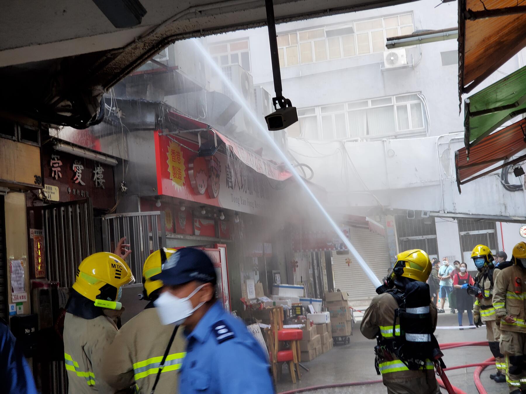 2022 - Fire at Shung Oi House -- fotop.net photo sharing network