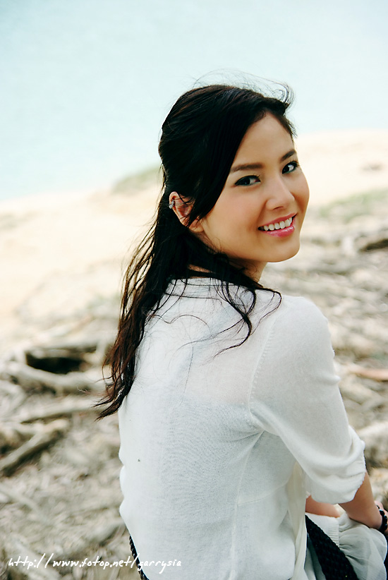 Aryi Cheng -- fotop.net photo sharing network