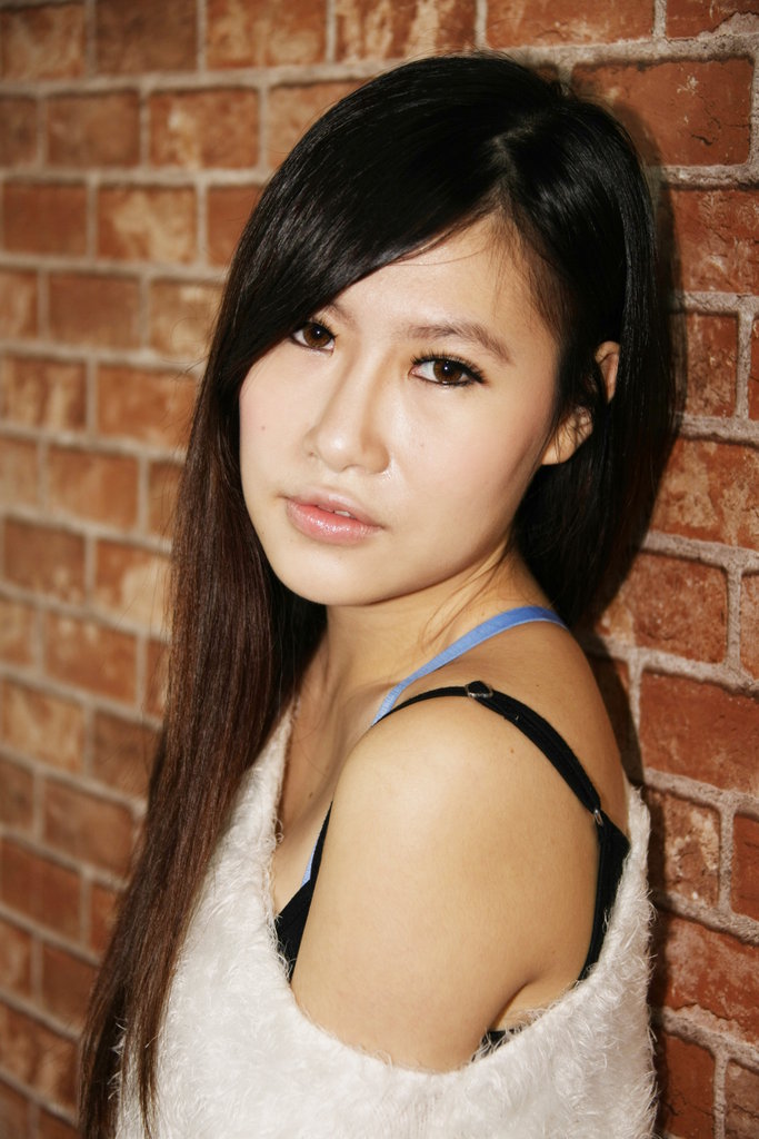Bonnie LEUNG -- fotop.net photo sharing network