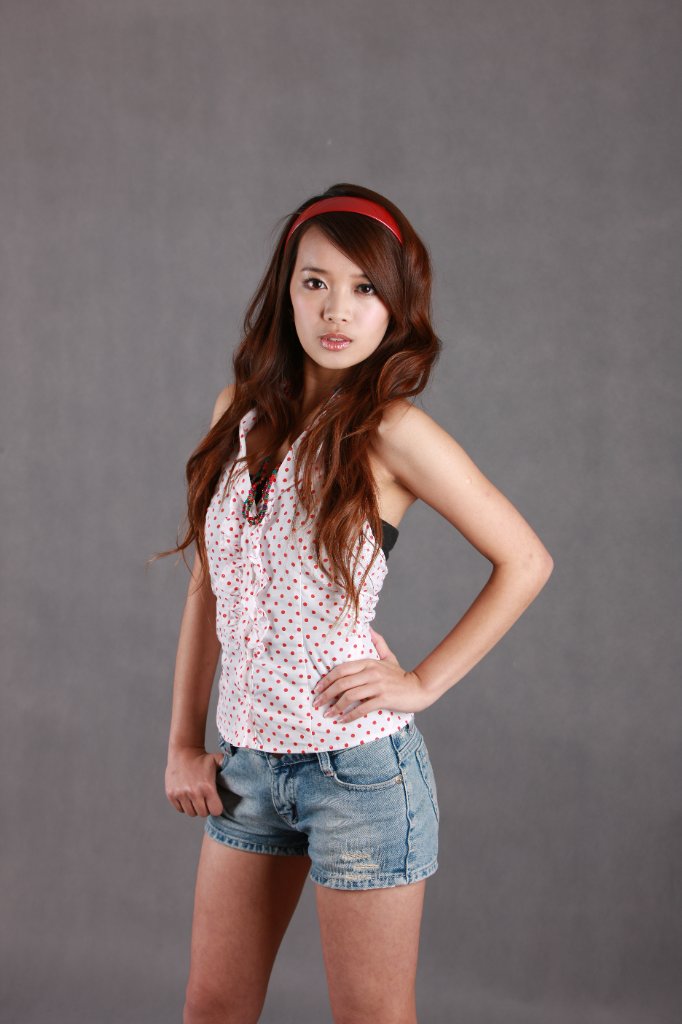 Part 1 :: 32 -- fotop.net photo sharing network