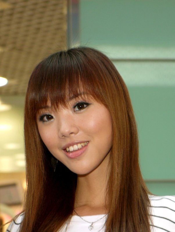 Suyen CHEUNG -- fotop.net photo sharing network