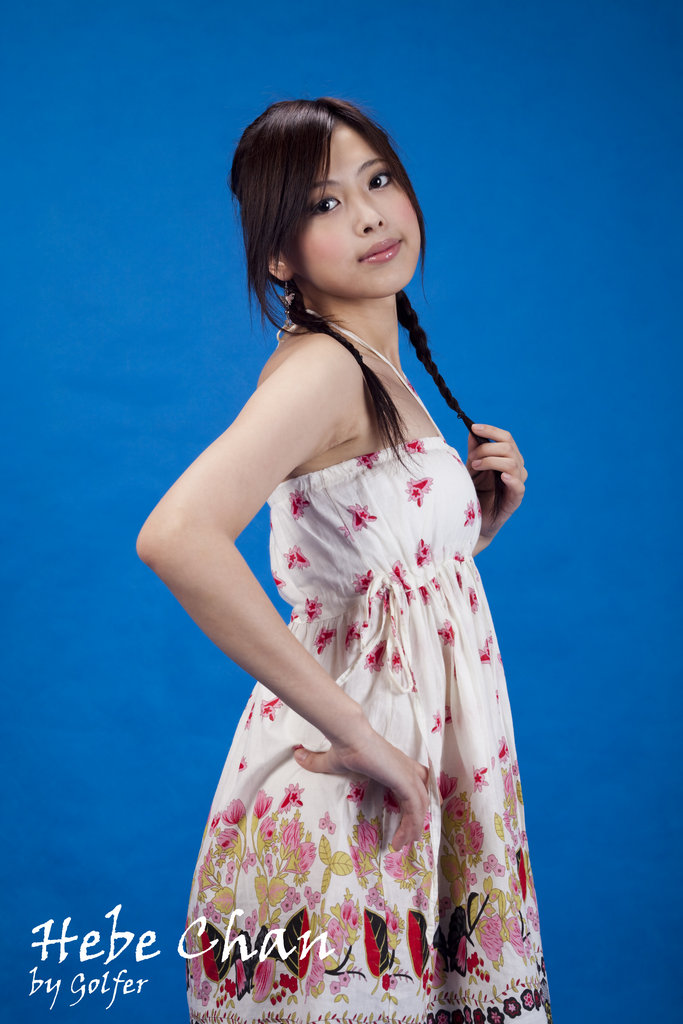 The White Dress 5 Photo Sharing Network