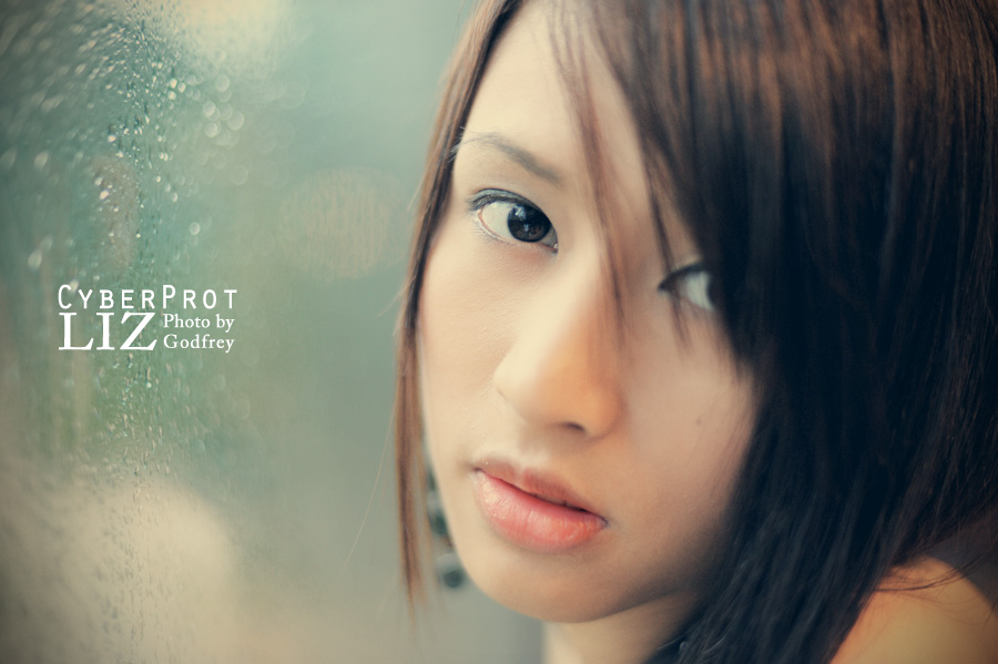 Liz Cyber Port -- fotop.net photo sharing network