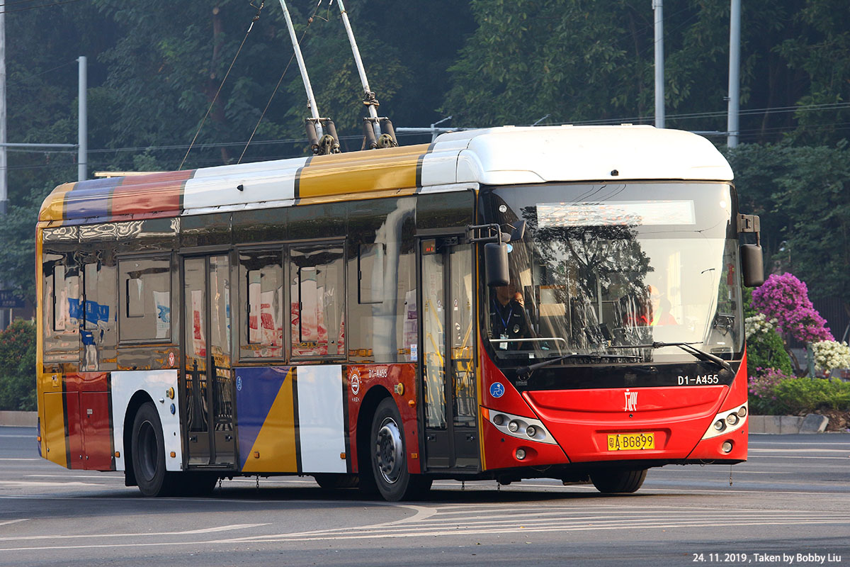Guangzhou Buses 24112019 :: 261 -- fotop.net photo sharing network