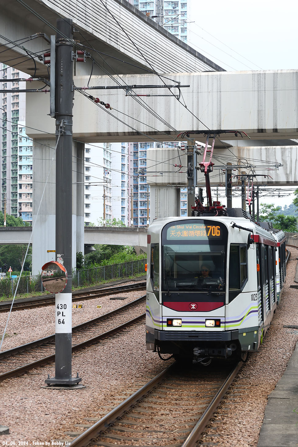 MTR Light Rail Tram Car :: 566 -- fotop.net photo sharing network