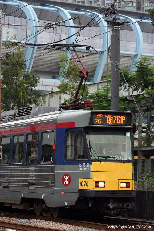 MTR Light Rail Tram Car :: 70 -- fotop.net photo sharing network