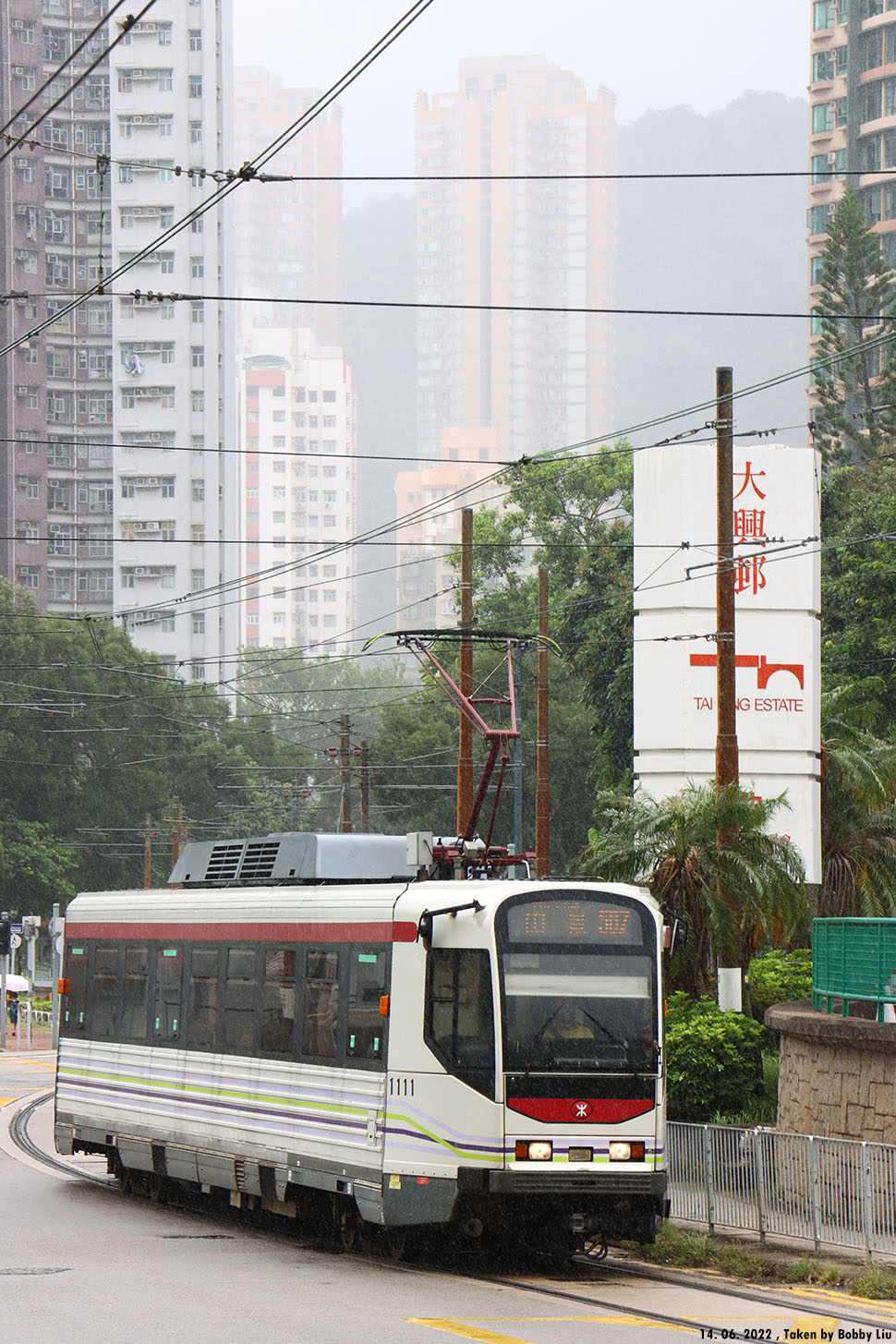 MTR Light Rail Tram Car :: 393 -- fotop.net photo sharing network