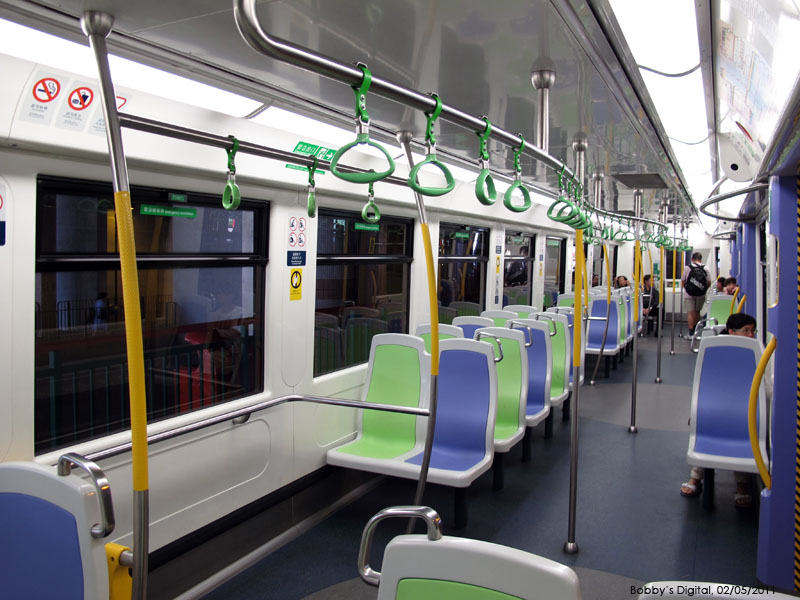 MTR Light Rail Tram Car :: 96 -- fotop.net photo sharing network