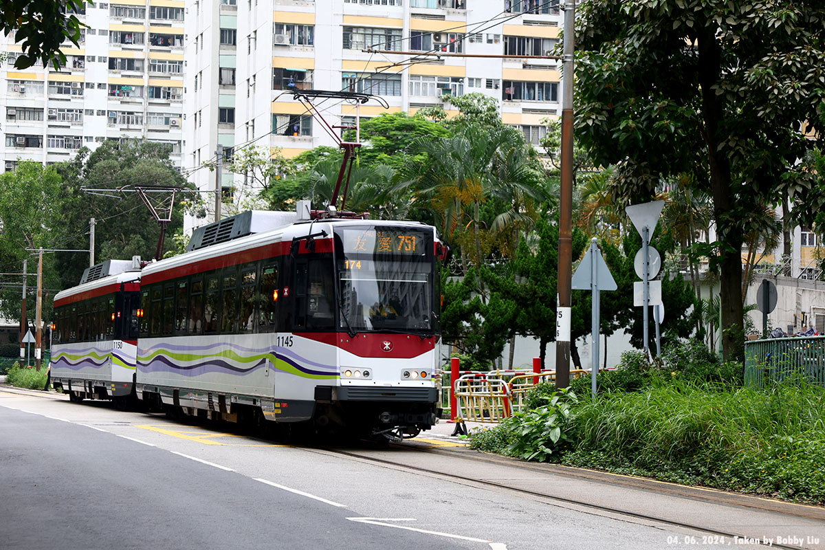 MTR Light Rail Tram Car :: 558 -- fotop.net photo sharing network
