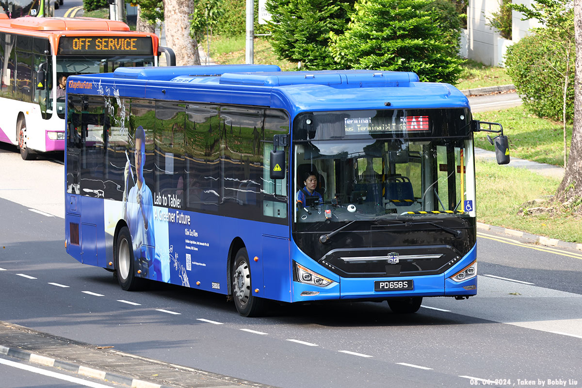 NUS Shuttle Bus :: 76 -- fotop.net photo sharing network