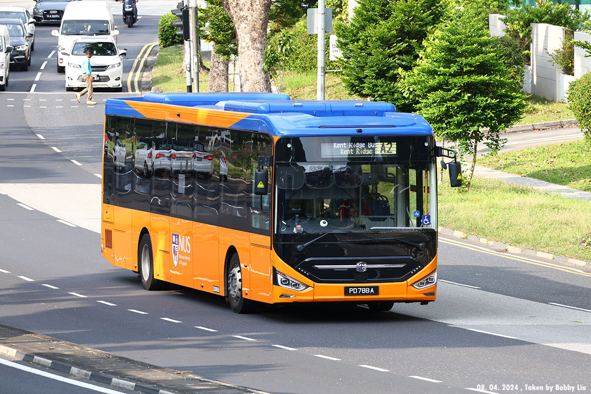 NUS Shuttle Bus :: 72 -- fotop.net photo sharing network